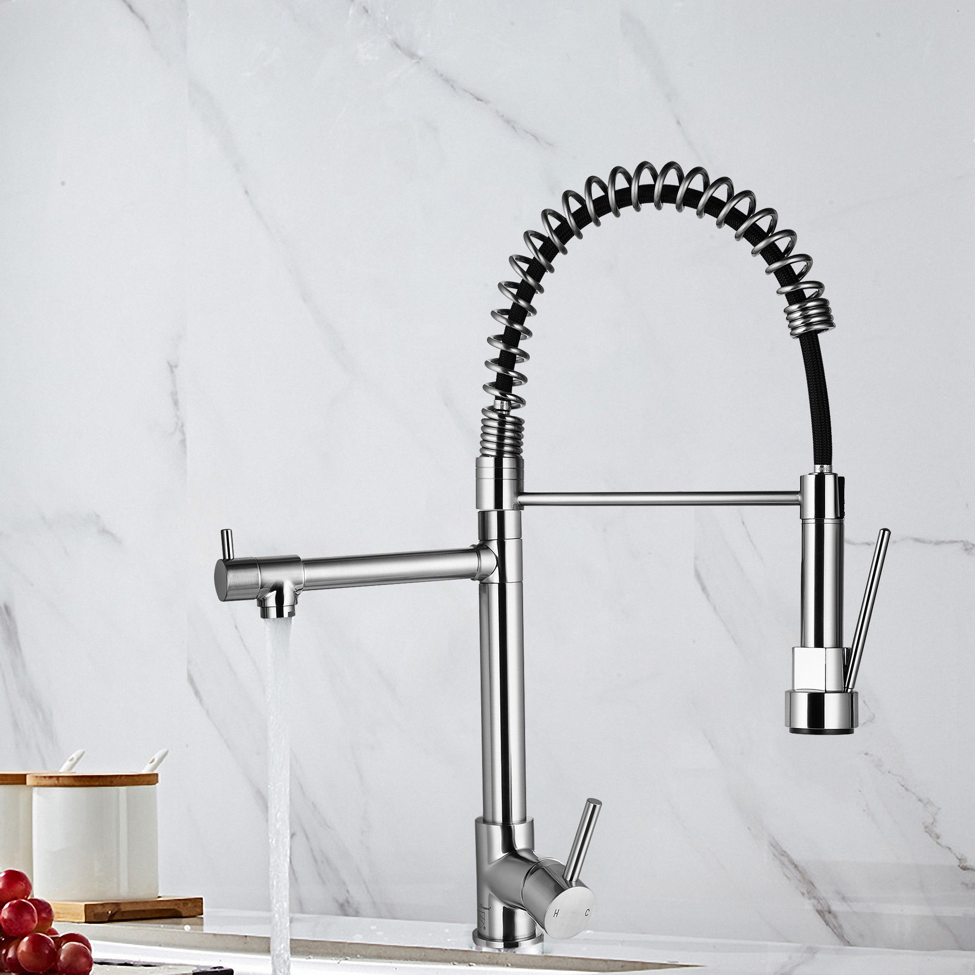 Spring Design Single Handle Kitchen Sink Faucet With Pull Down Sprayer