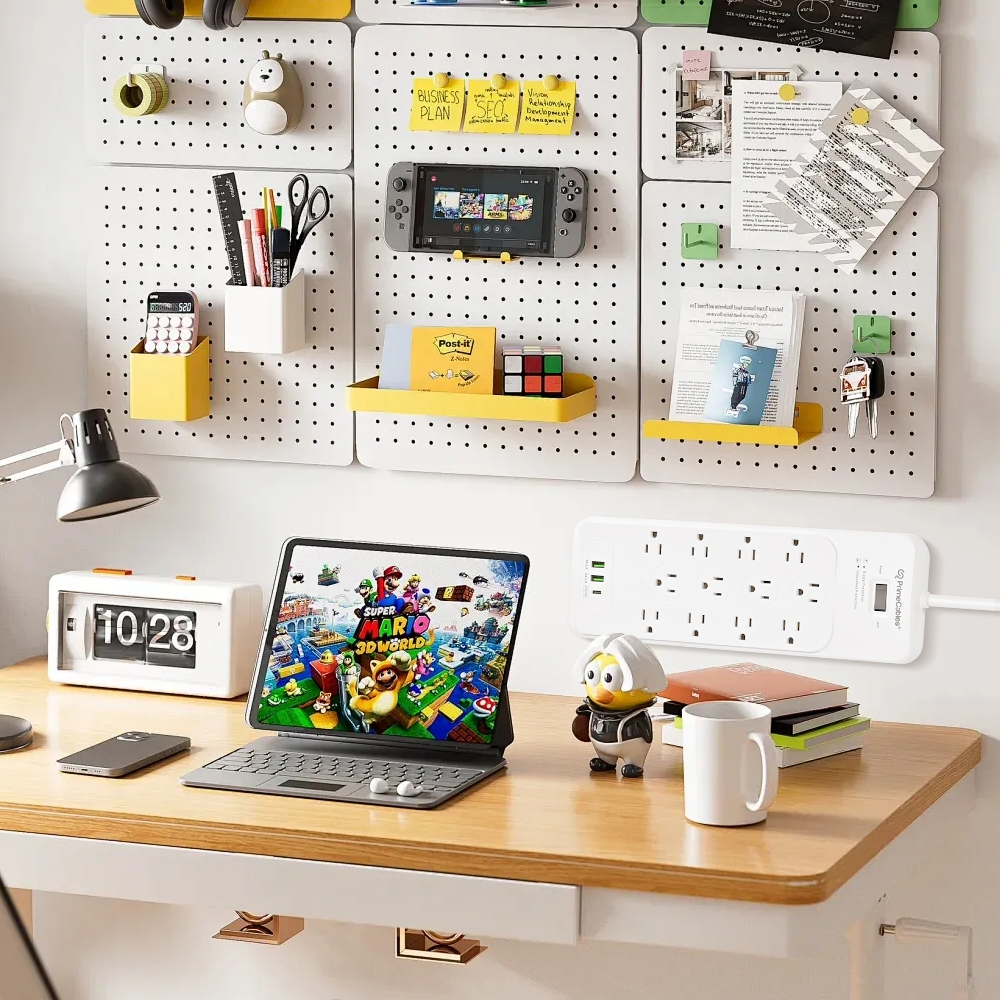 12-Outlet 4080J Surge Protector Power Strip with 2 USB-A 3.0+ PD 20W ...