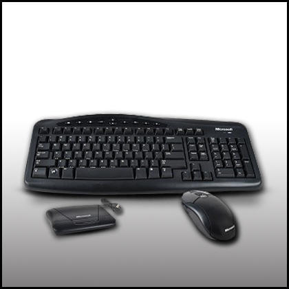 Microsoft Desktop Combo Keyboard & Wireless Mouse 700 (French)