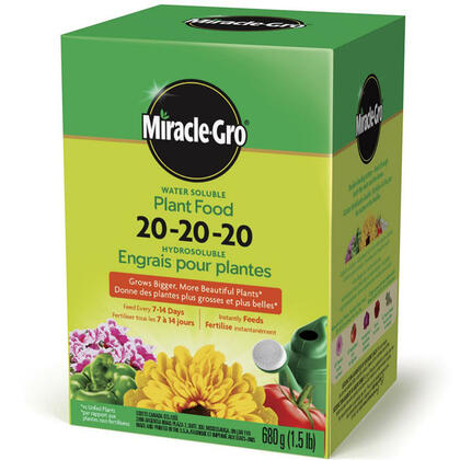 Miracle Gro Water Soluble Plant Food 20-20-20 680g
